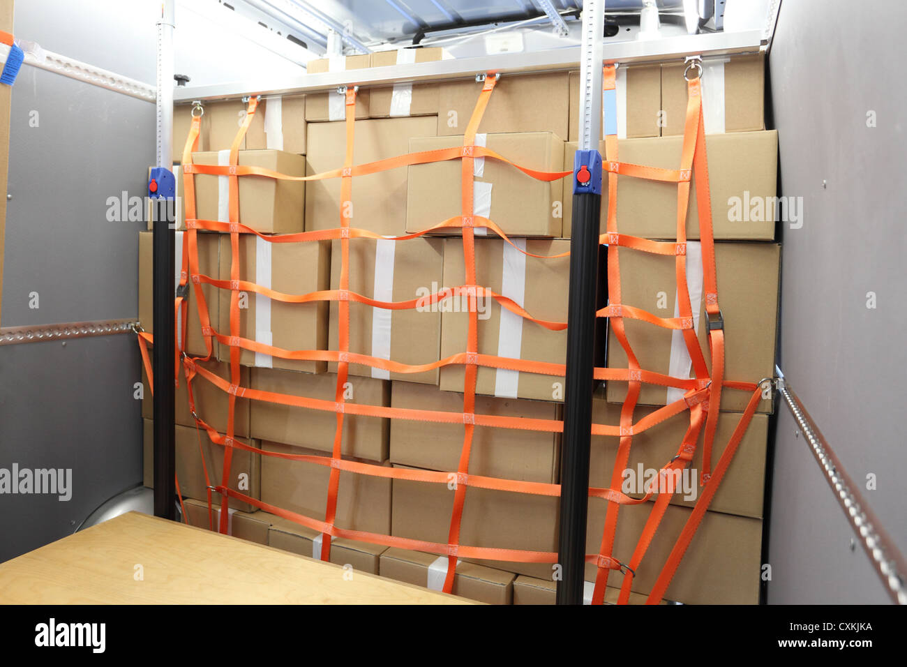 Load securing hi-res stock photography and images - Alamy