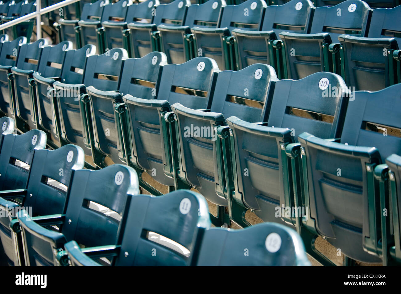 Stadium seating hi-res stock photography and images - Alamy