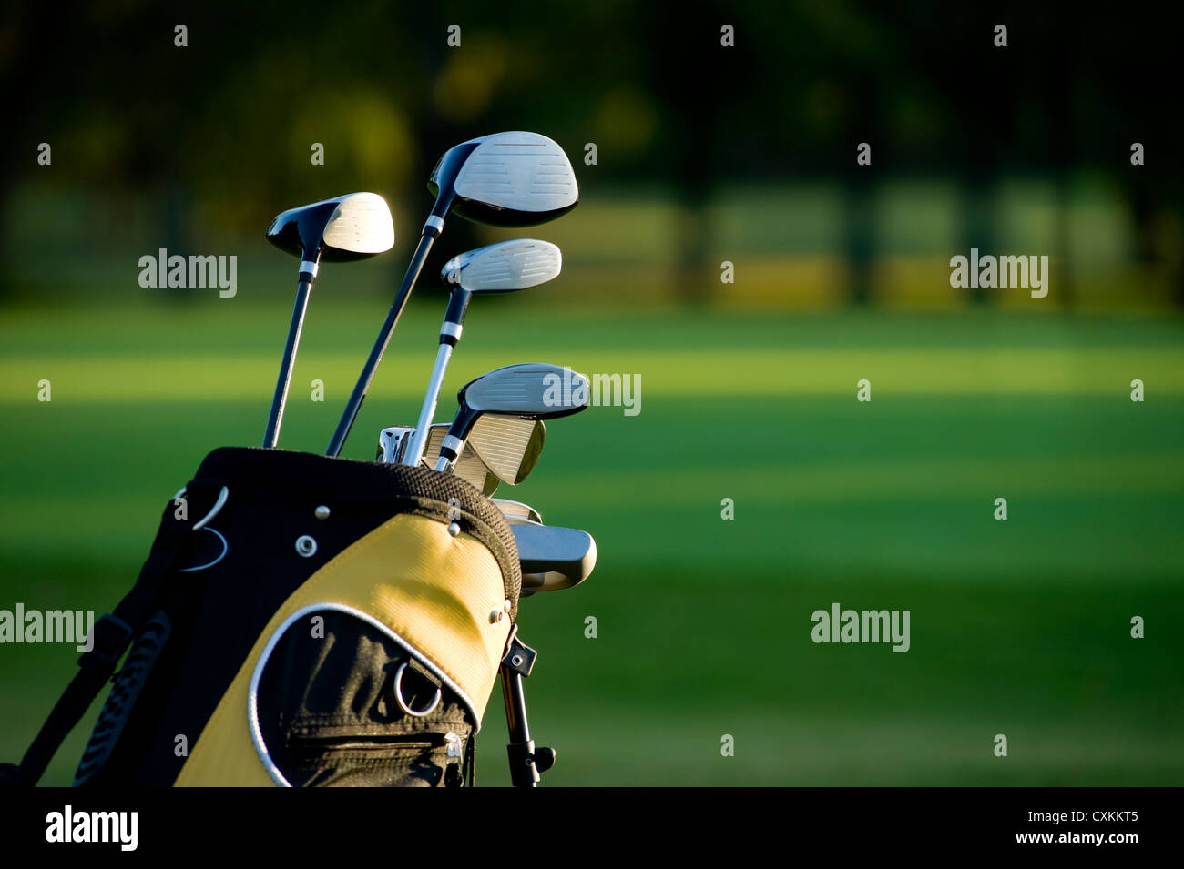 Golfing set hi-res stock photography and images - Alamy