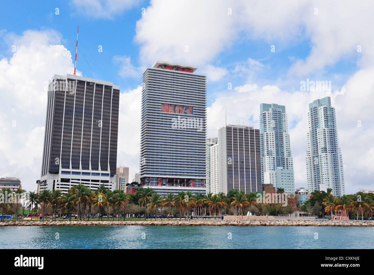 Downtown miami urban city hi-res stock photography and images - Alamy