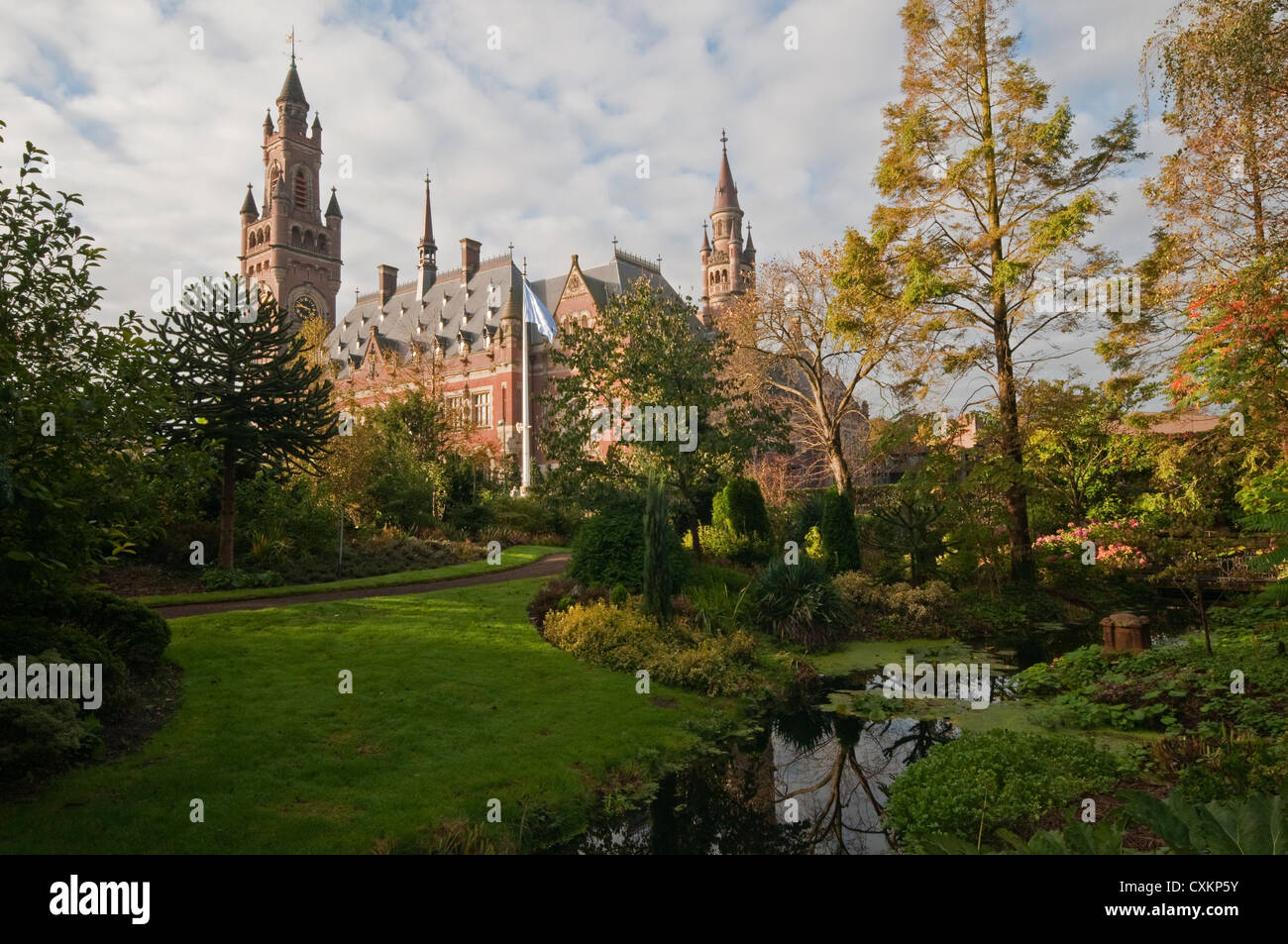 The Peace Palace (Vredespaleis), Carnegieplein, Den Haag, Netherlands ...