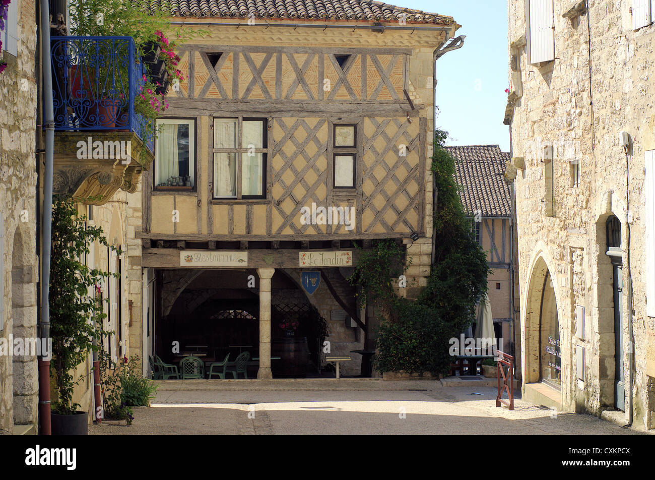 Village Monflanquin Lot et Garonne France Stock Photo - Alamy