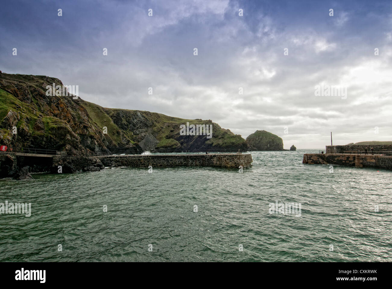 Mullion Cove Cornwall Stock Photo - Alamy