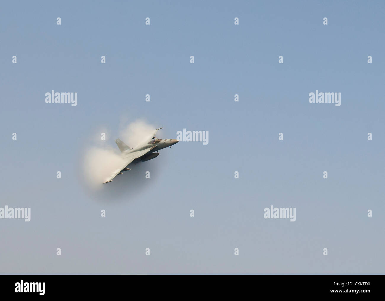 Condensation shockwave hi-res stock photography and images - Alamy