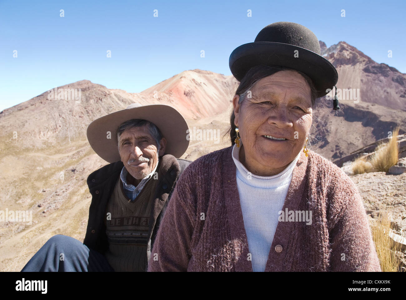 Aymara family in the volcano Tunupa Stock Photo - Alamy