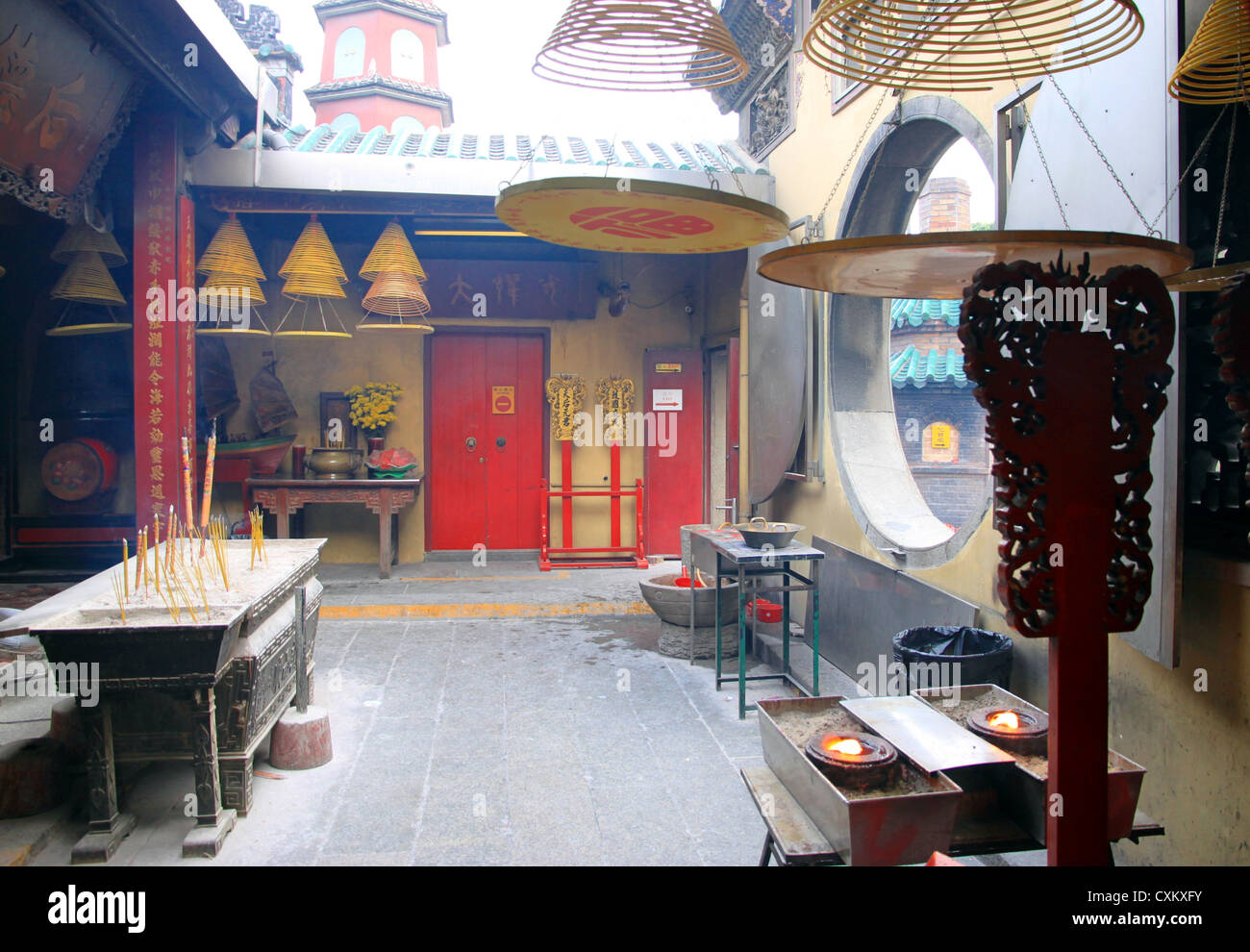 Buddhist Temple interior Stock Photo - Alamy