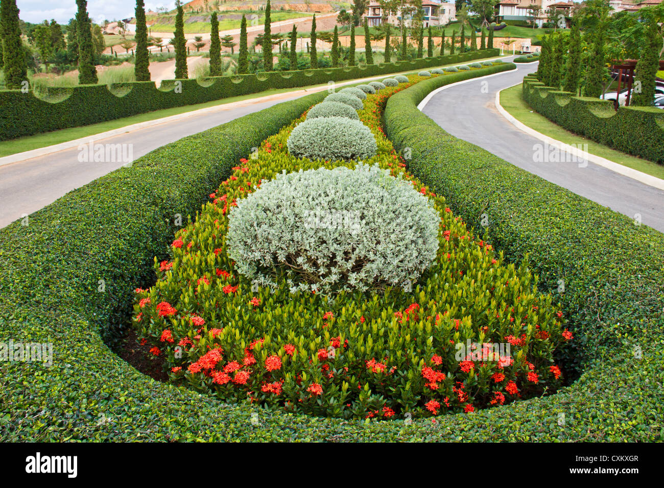 walkway in golf course Stock Photo - Alamy
