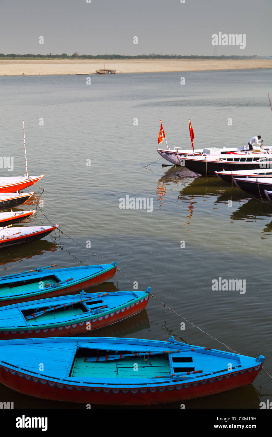 Boot in varanasi hi-res stock photography and images - Alamy