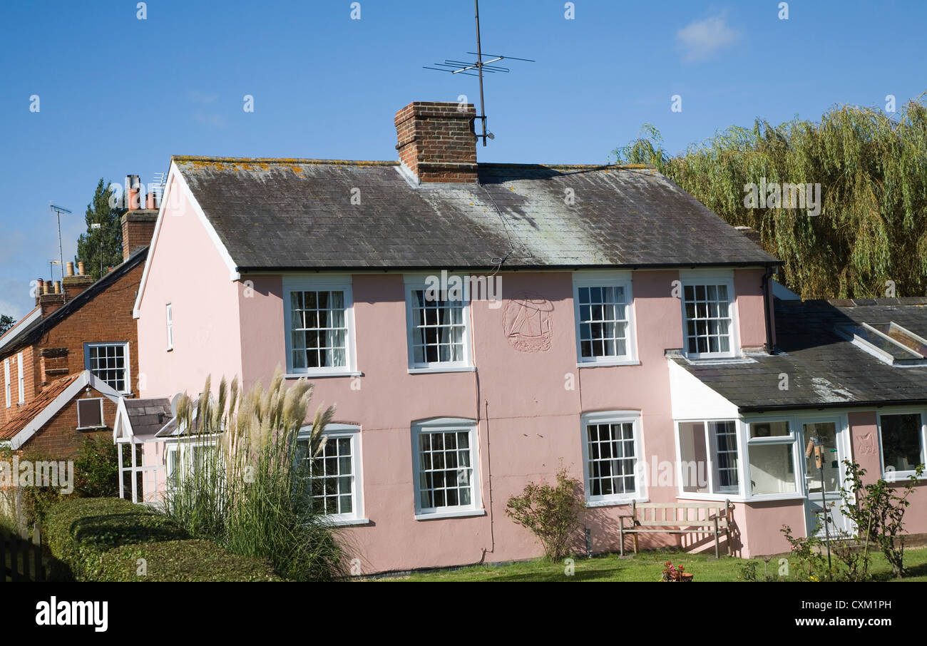 Pink washed house Pin Mill, Chelmondiston, Suffolk, England Stock Photo ...