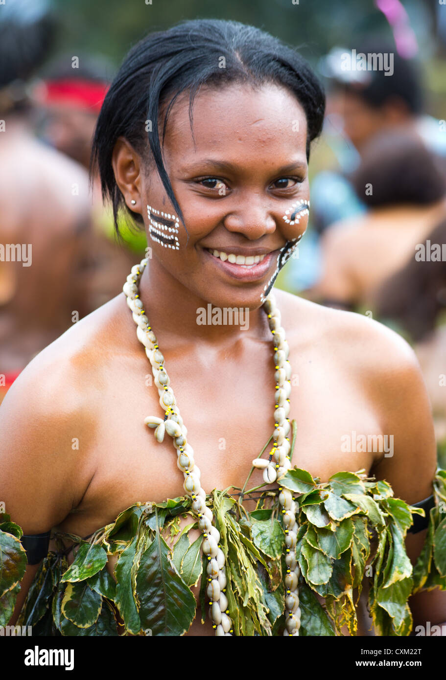 Papua new guinea tribe smile hi-res stock photography and images - Alamy