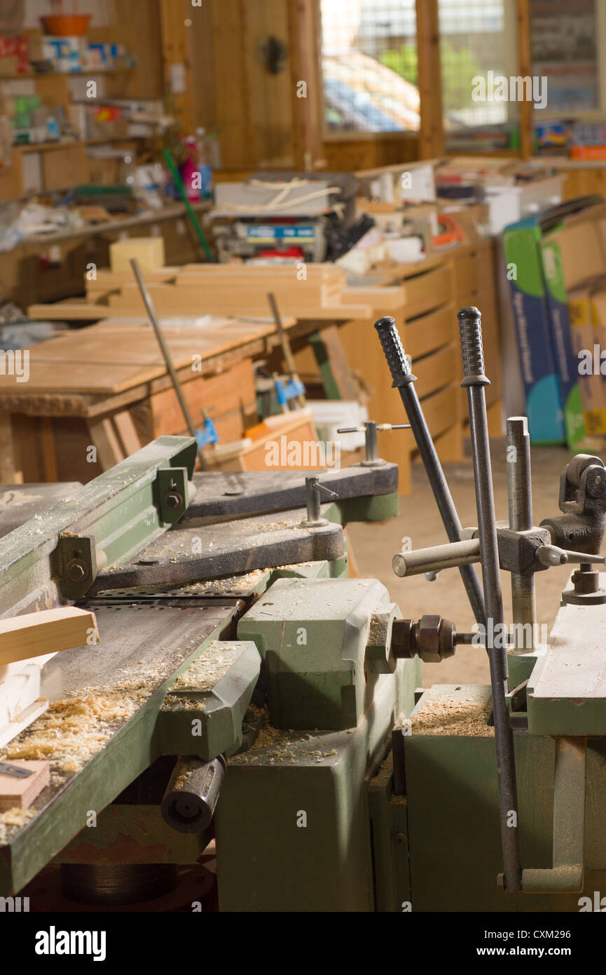 Traditional carpenter workshop with its wealth of tools and wood Stock ...