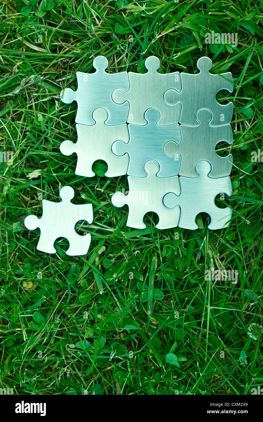 Would you be our missing link in our business team Stock Photo - Alamy