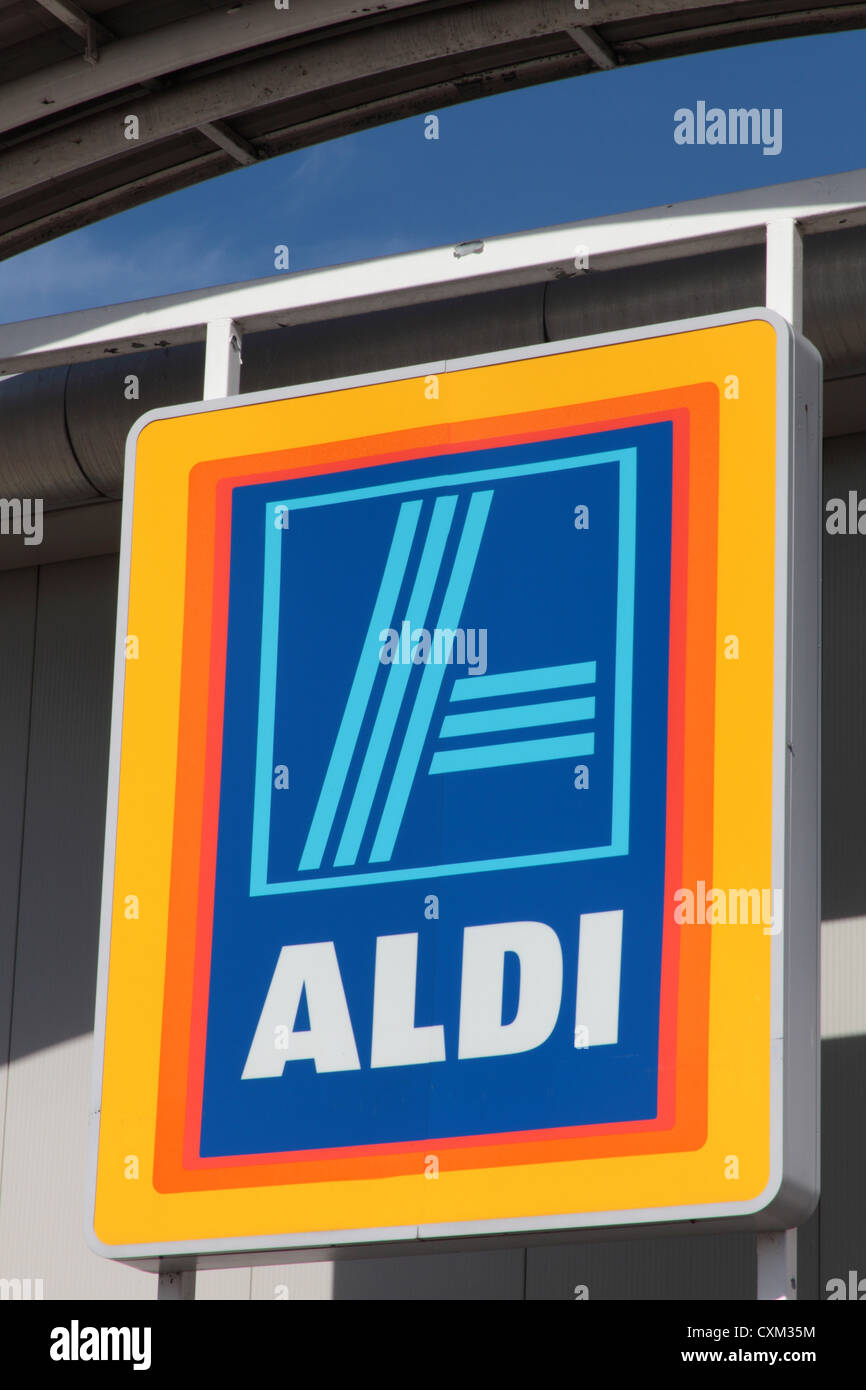 Aldi Store Front High Resolution Stock Photography and Images - Alamy