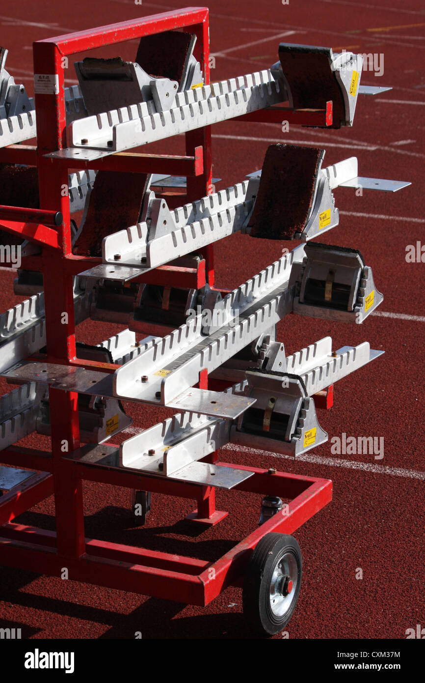 Track and field athletics hi-res stock photography and images - Alamy