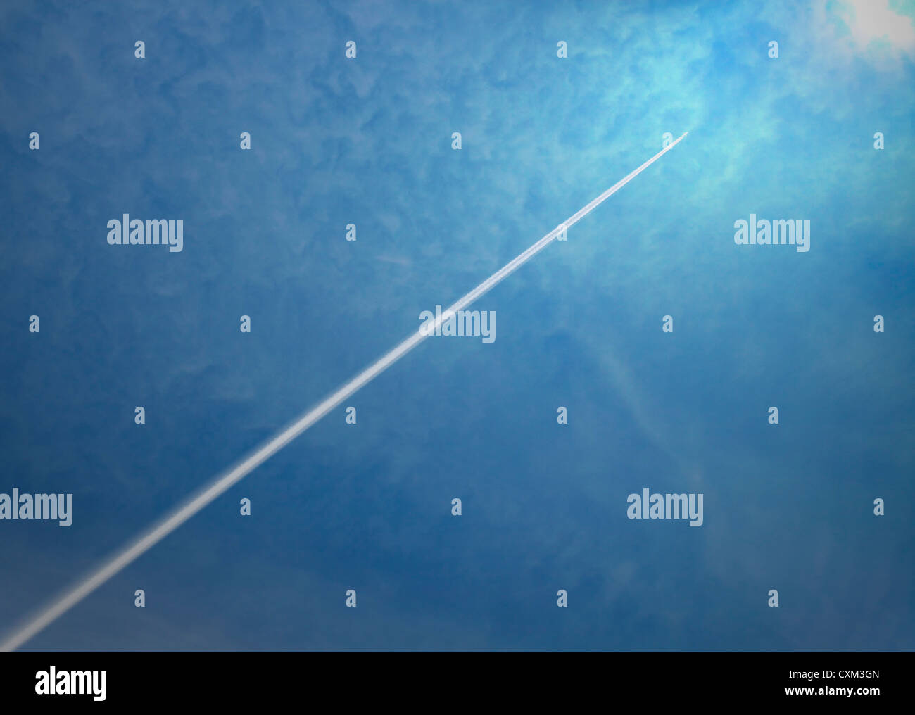 Airplane going up hi-res stock photography and images - Alamy
