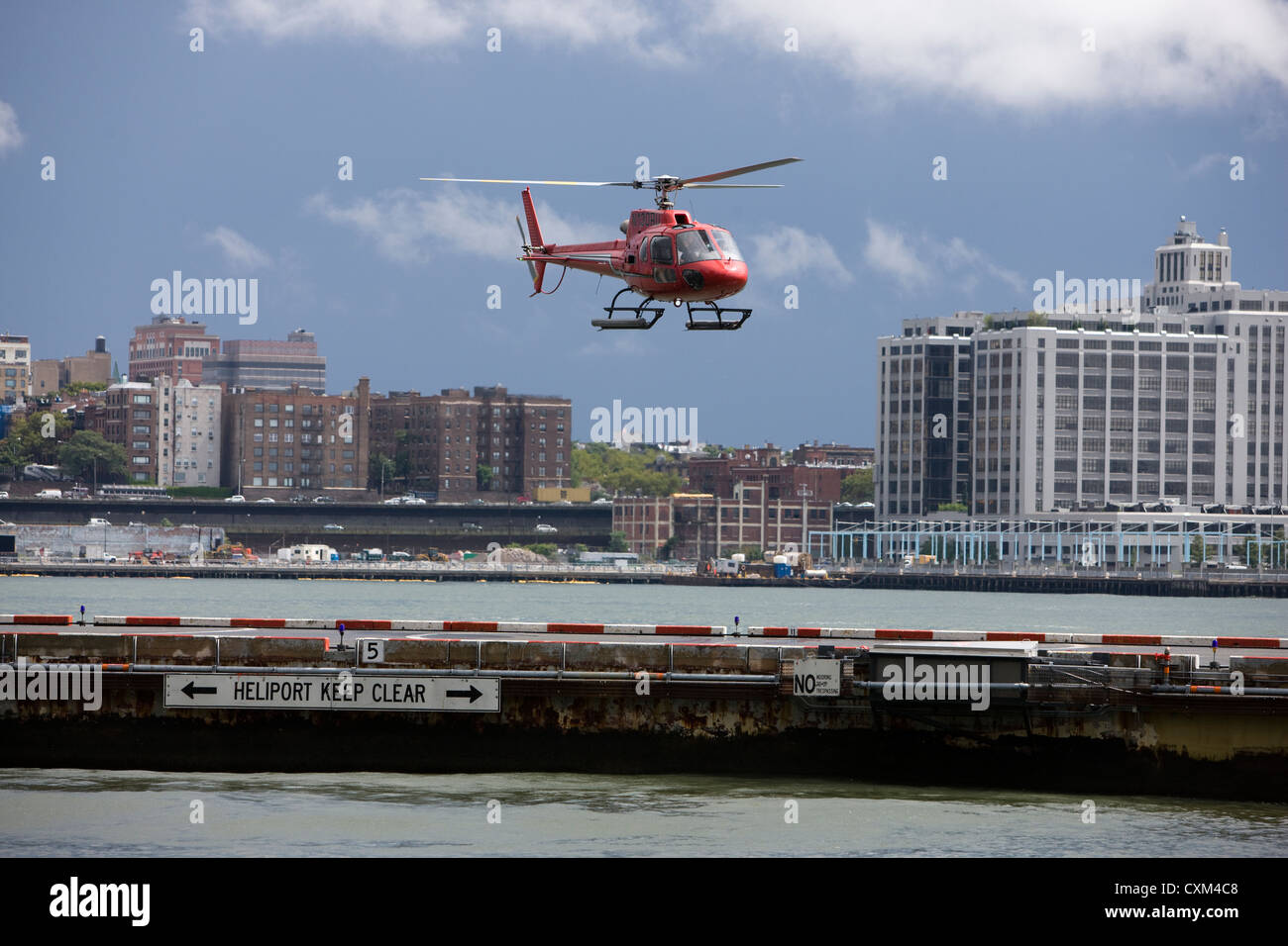 Helicopter at the Downtown Manhattan Heliport Stock Photo - Alamy