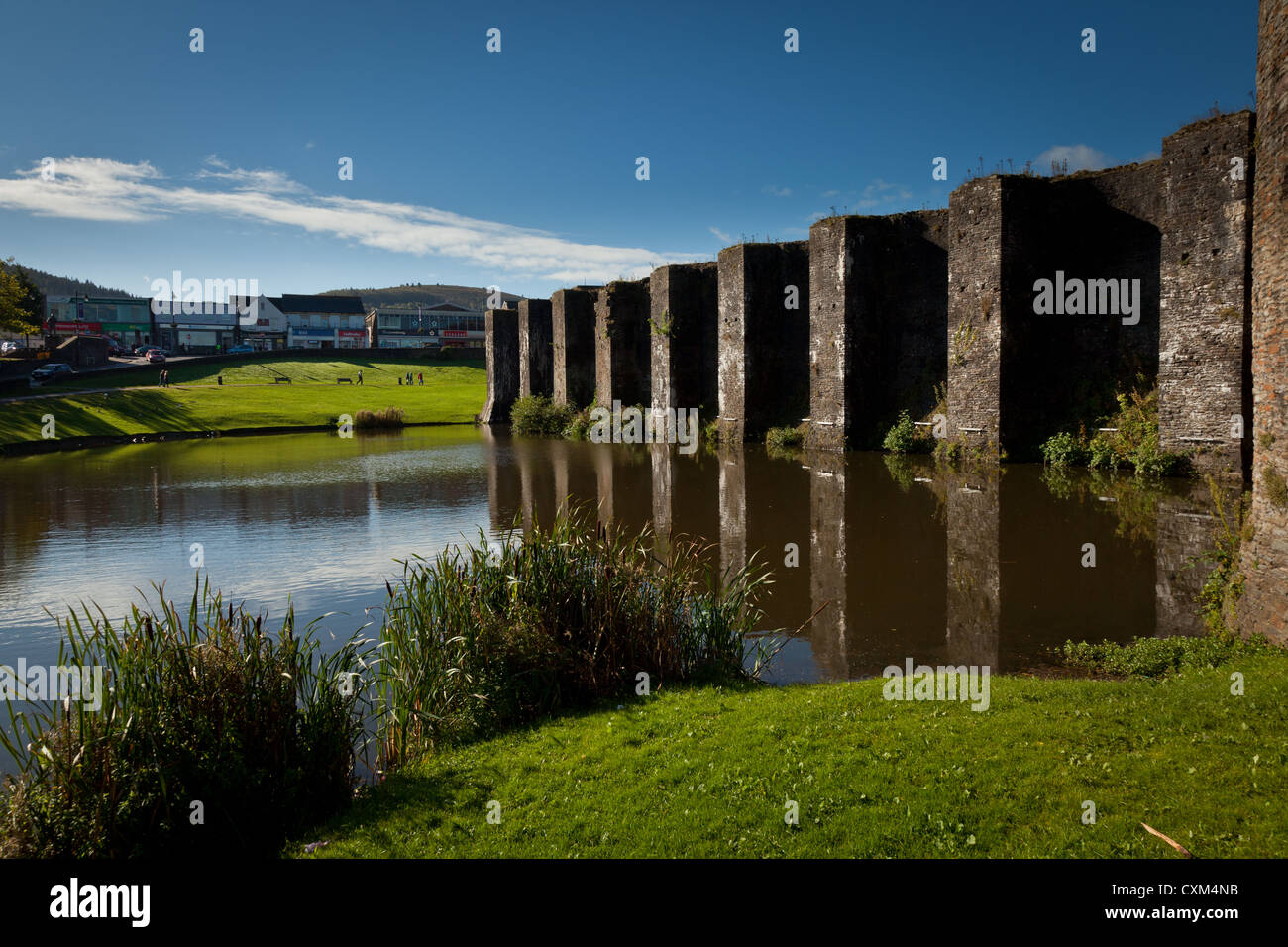 Slowly decaying castle hi-res stock photography and images - Alamy