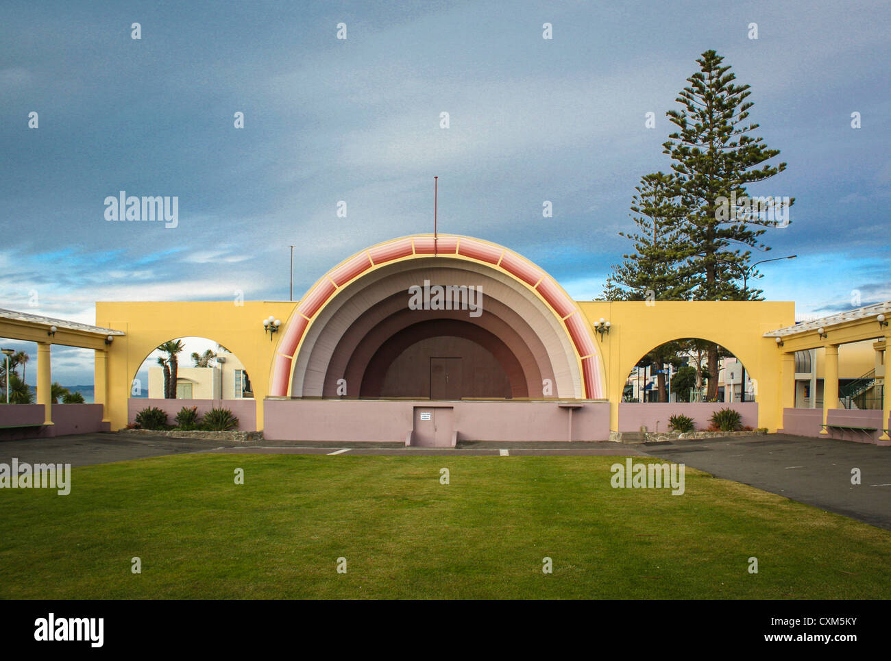 Art Deco architecture, Napier, New Zealand Stock Photo - Alamy