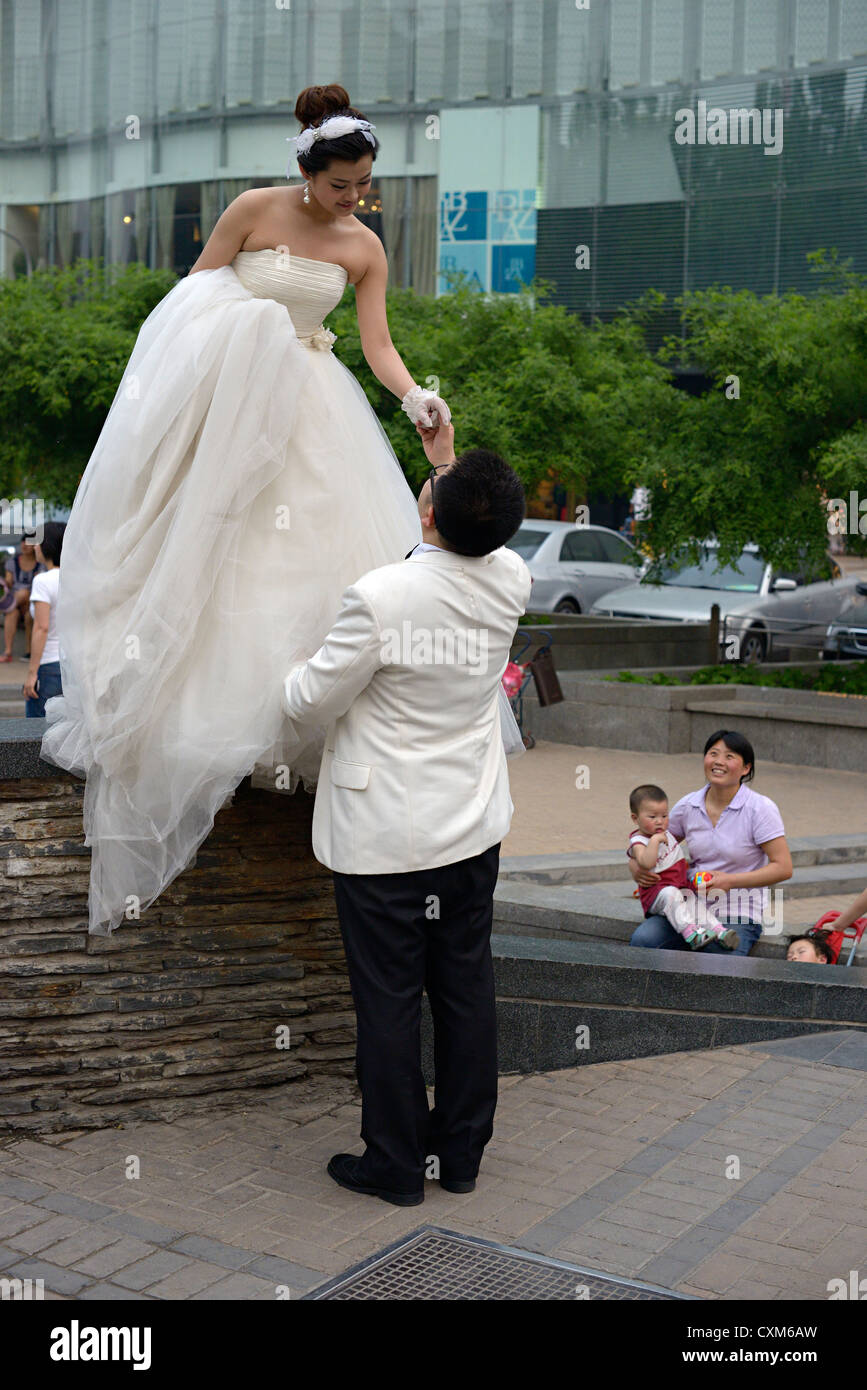 Beijing wedding hi-res stock photography and images - Alamy
