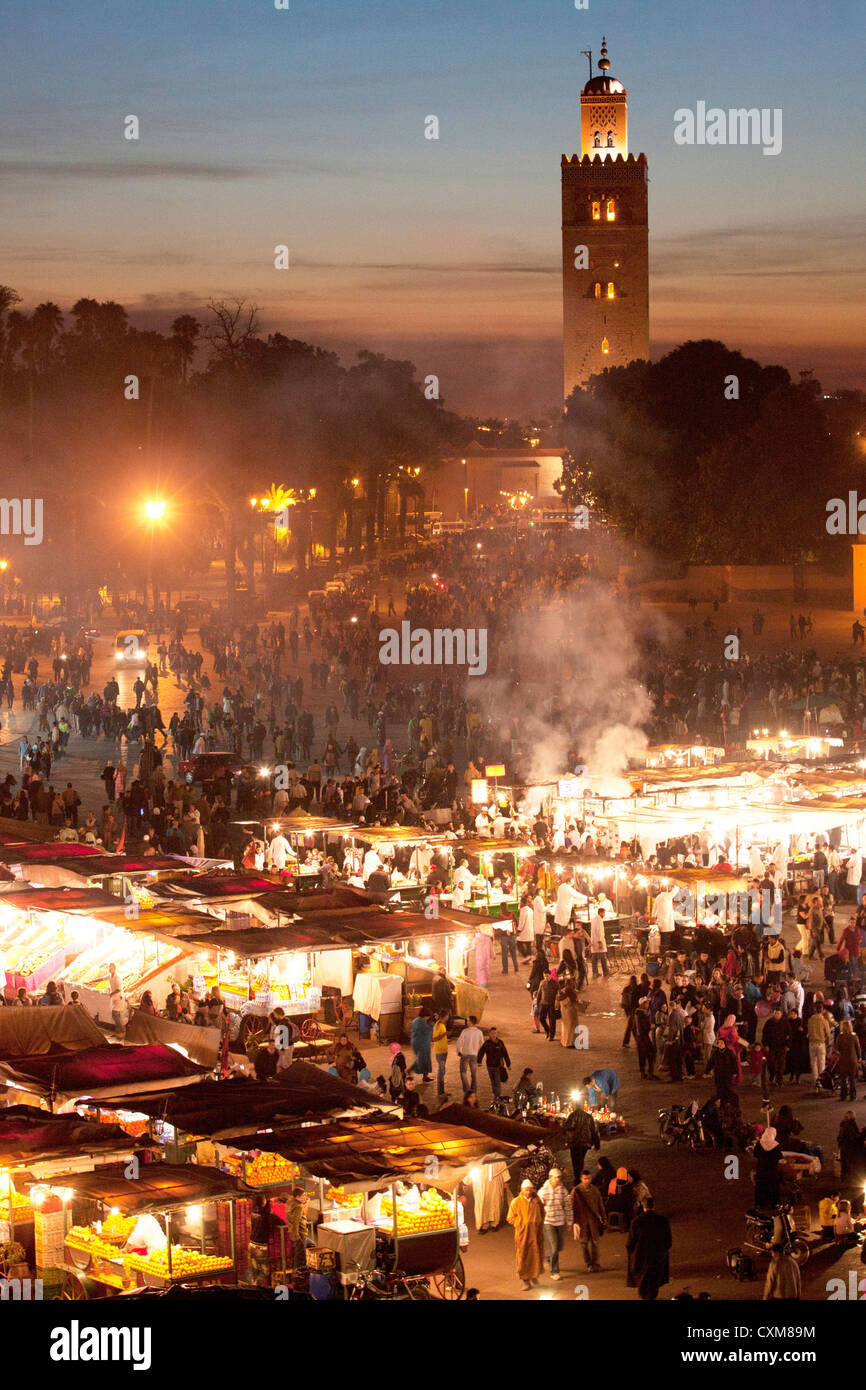 Busy marrakech market square hi-res stock photography and images - Alamy