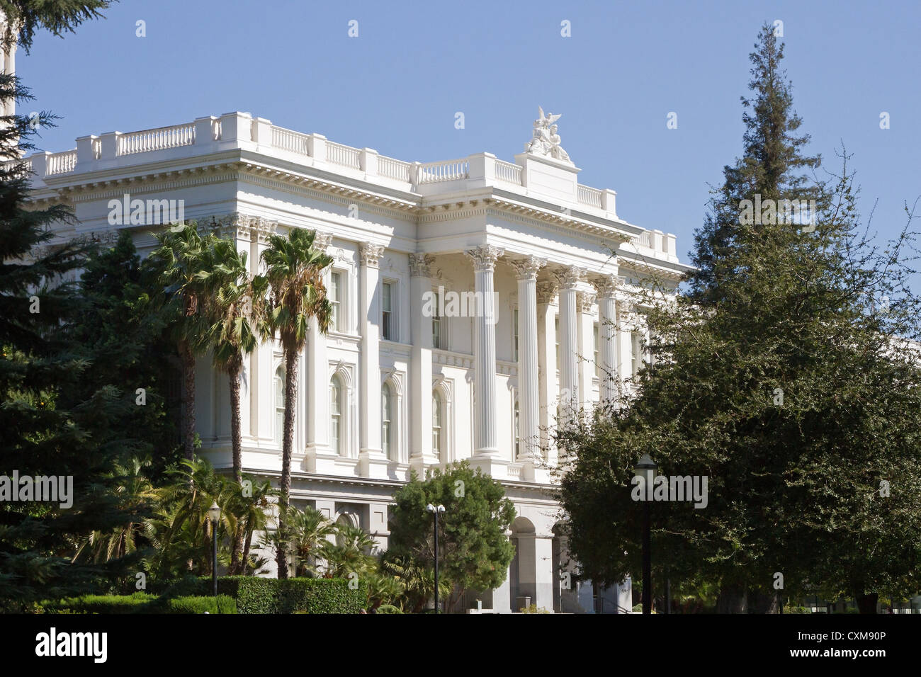 Various views of the California State Capitol Building on a beautiful ...