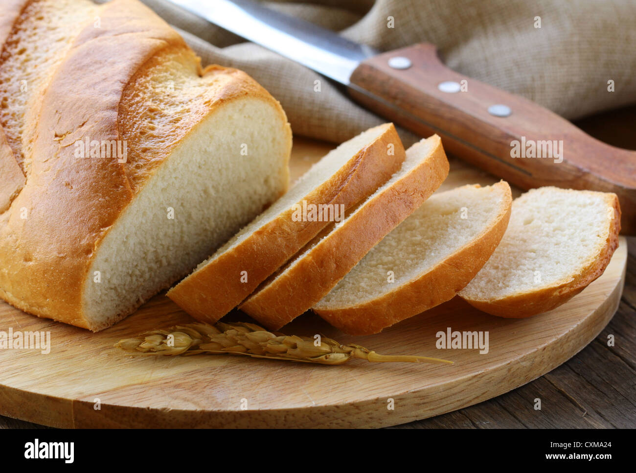 White loaf of bread hi-res stock photography and images - Alamy