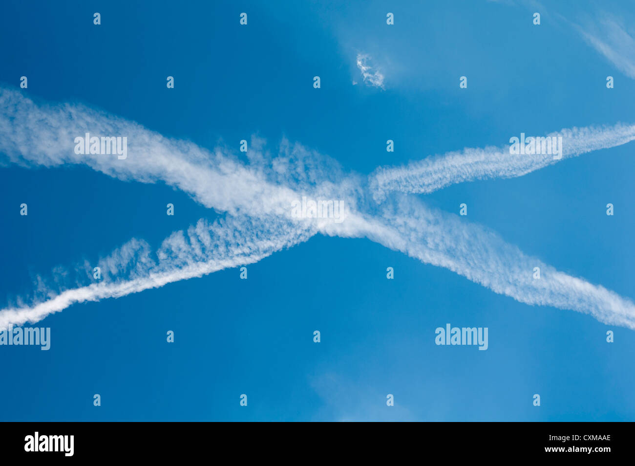 Airplane Trail In Sky Stock Photos & Airplane Trail In Sky Stock Images ...