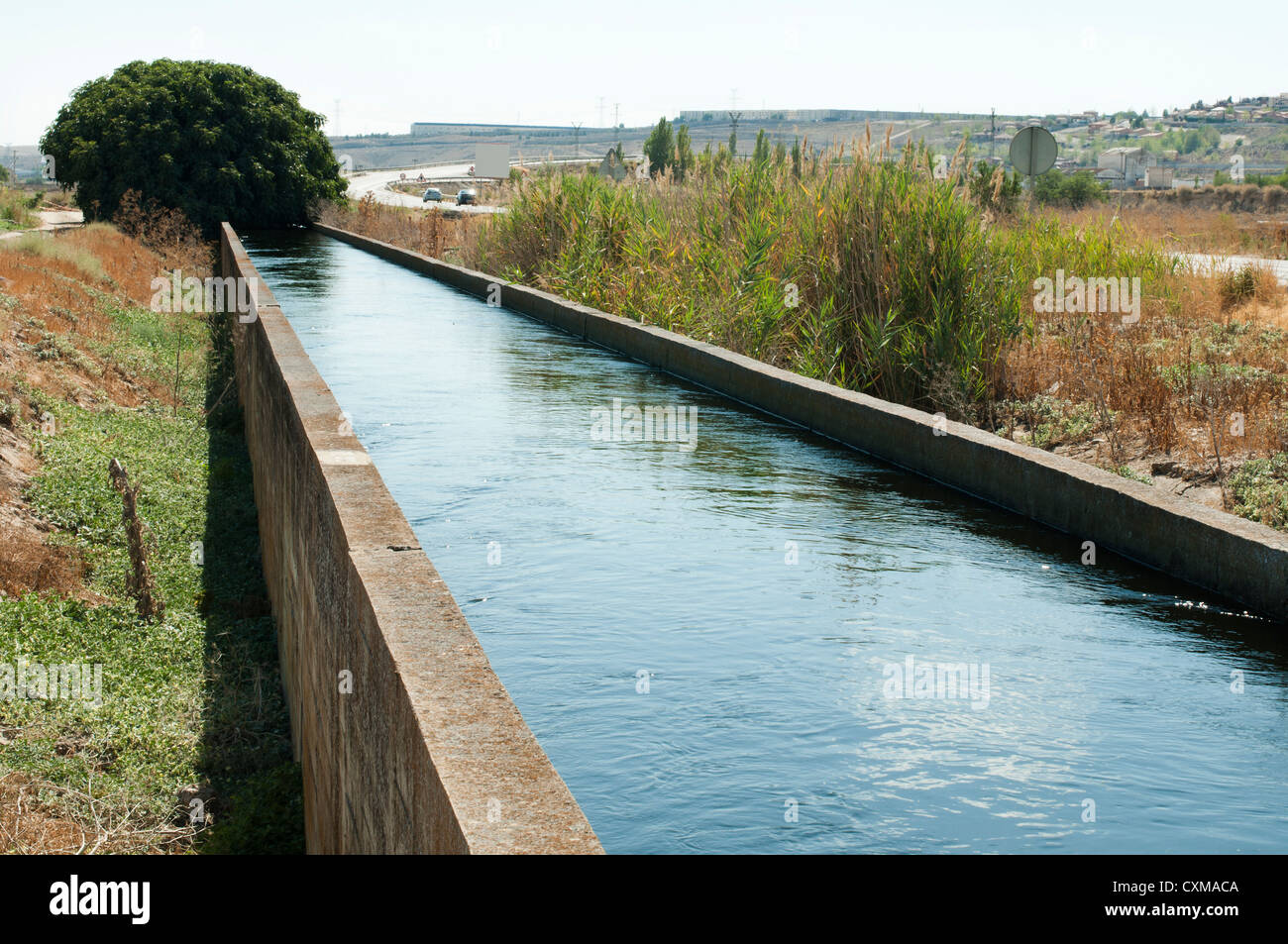Irrigation canal in the field Stock Photo - Alamy