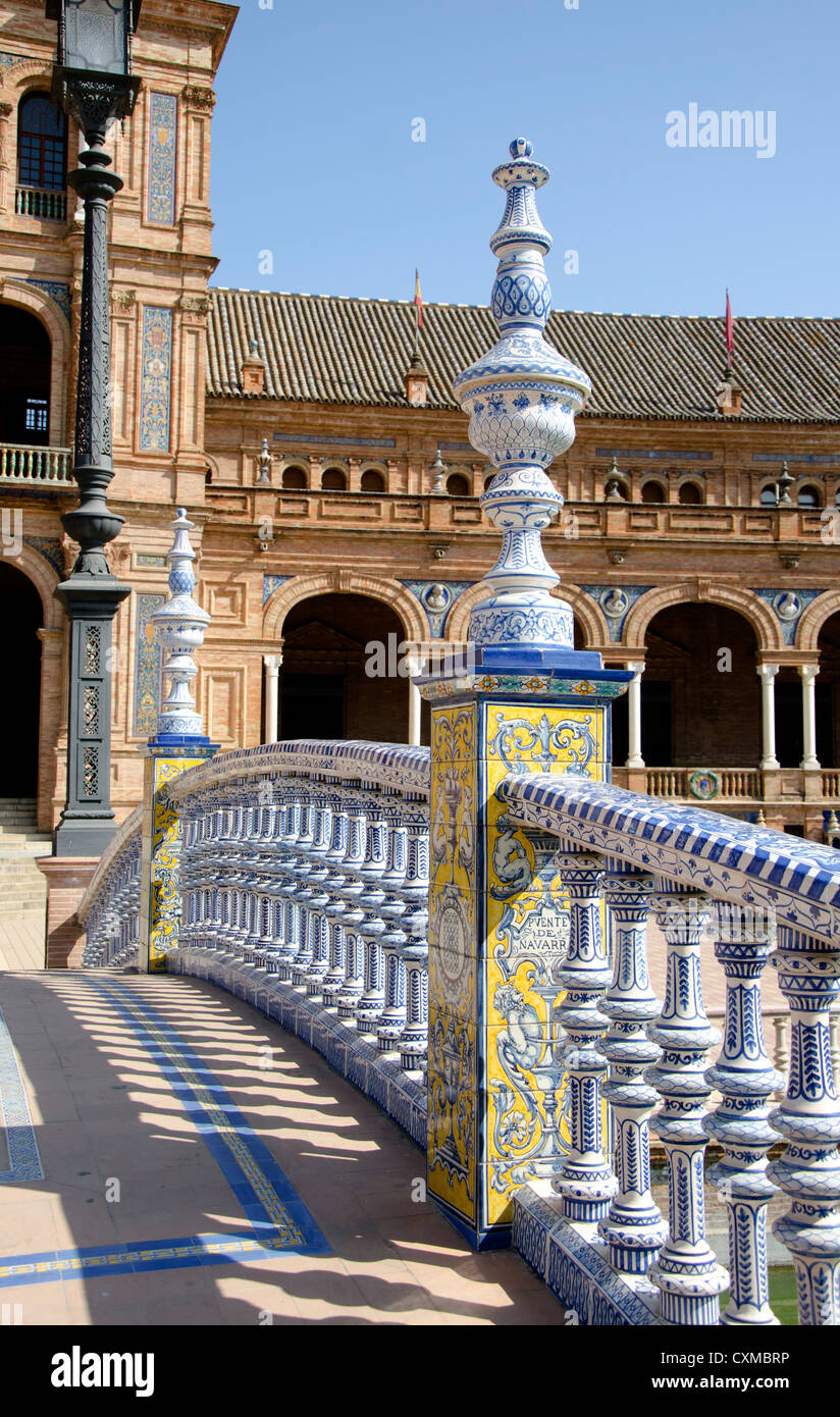 Detail of ornamental building in Spain Square, Seville, Plaza d'espaça ...