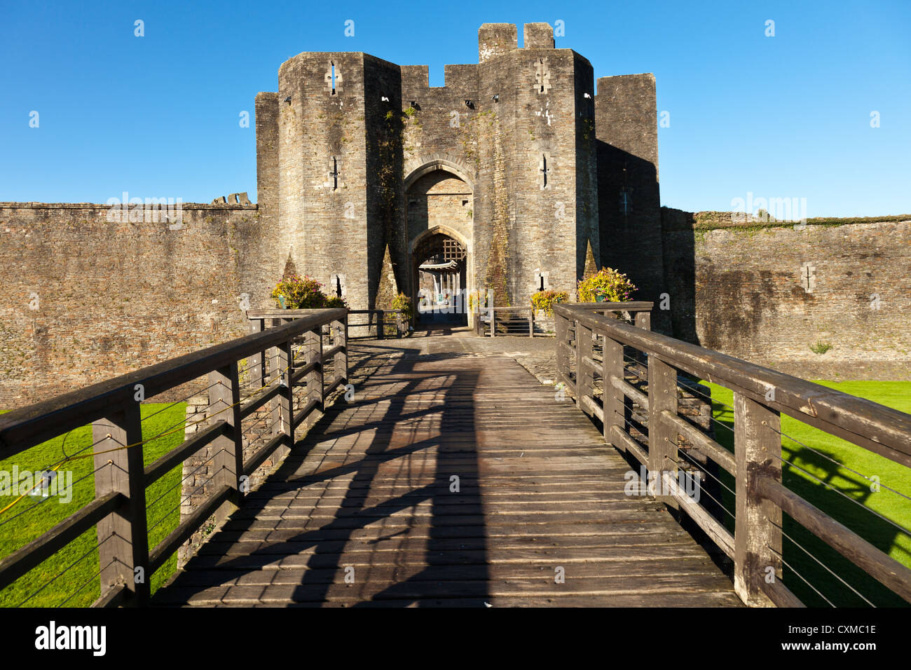 Portcullis and main gate drawbridge entrance to Caerphilly Castle Wales ...