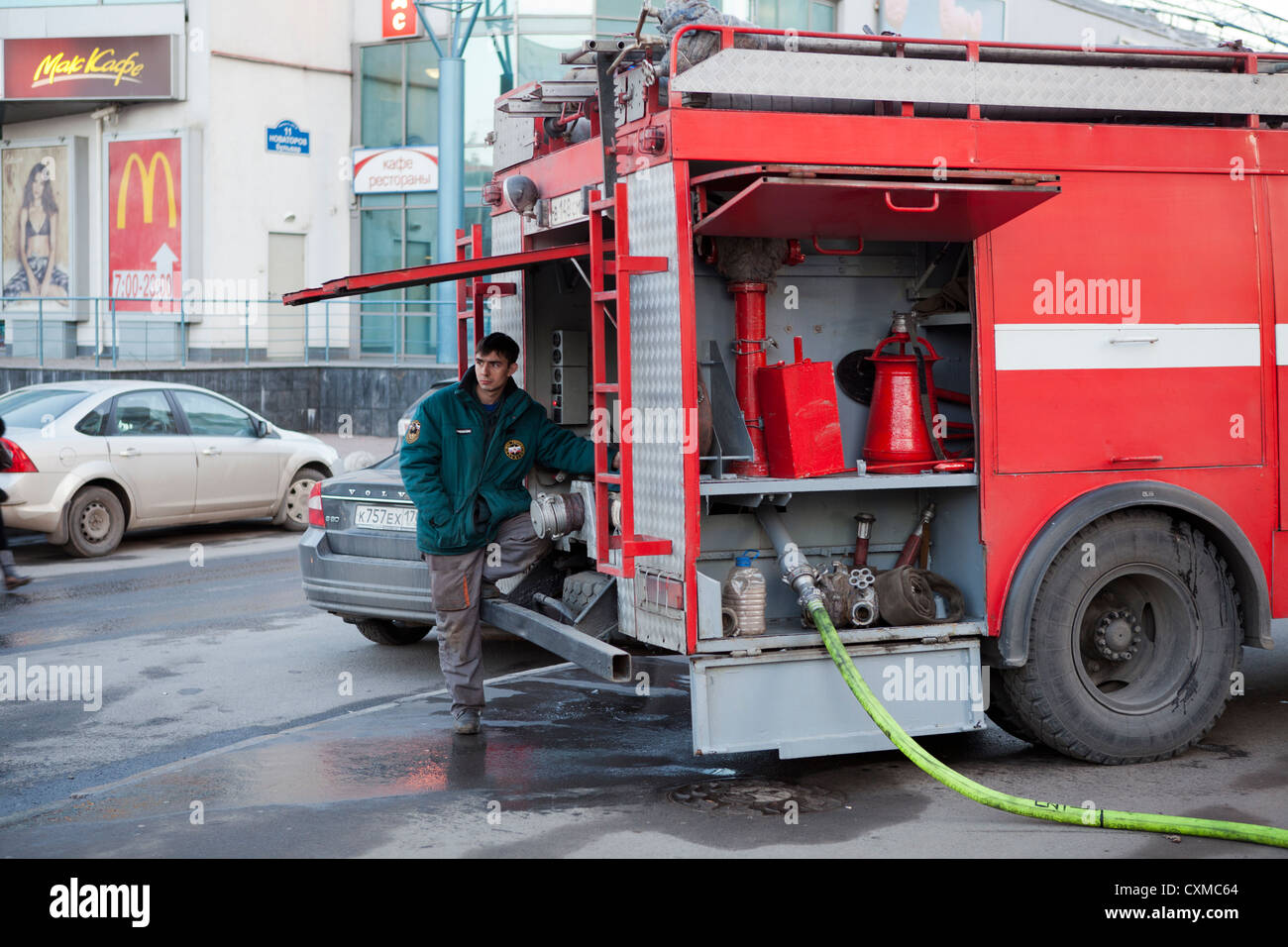 Russian fire truck hi-res stock photography and images - Alamy