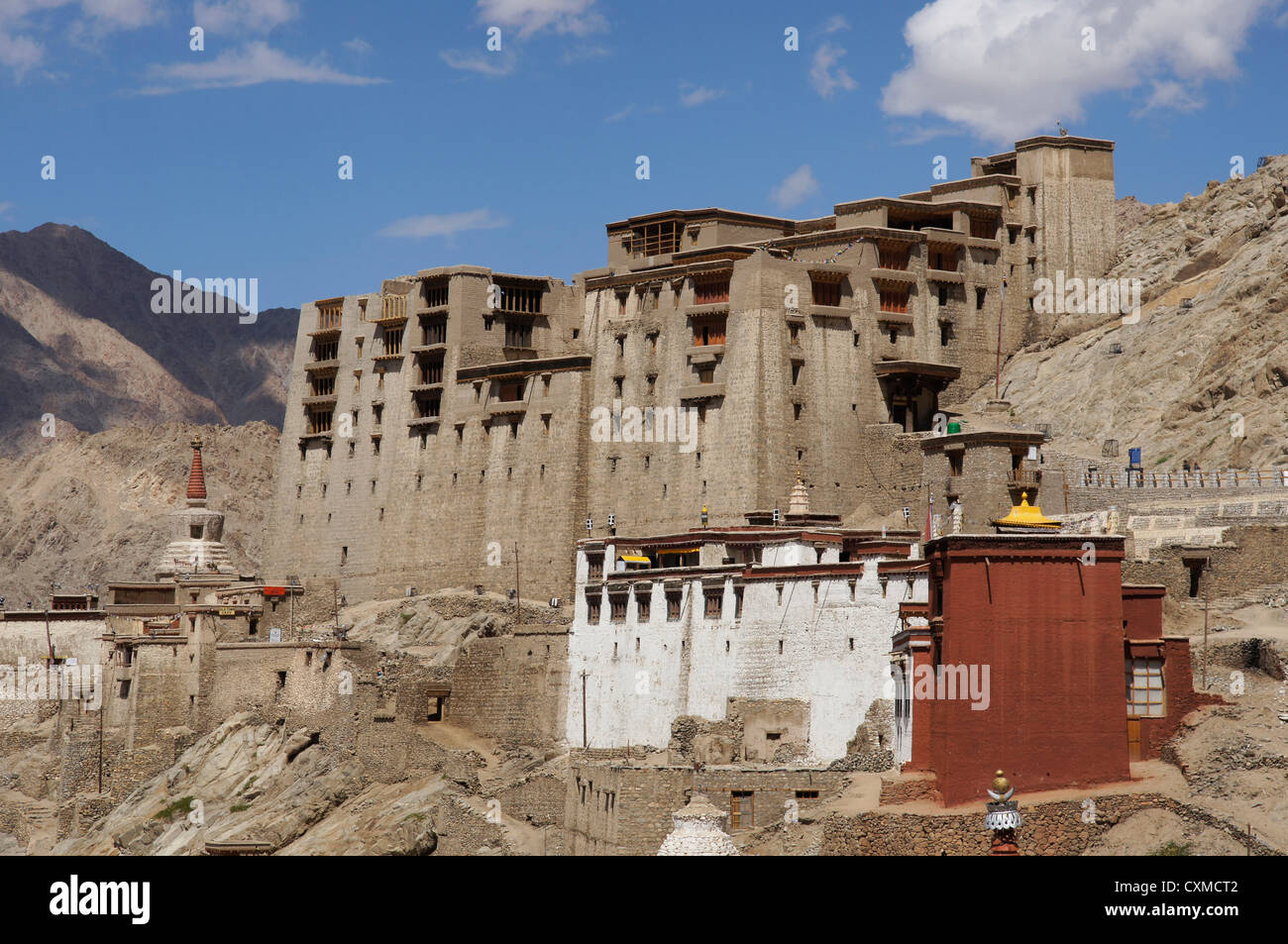 Leh temples hi-res stock photography and images - Alamy