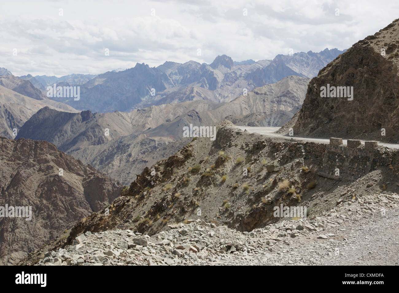 srinagar-leh-highway between khalsi and lamayuru (national highway 1d ...