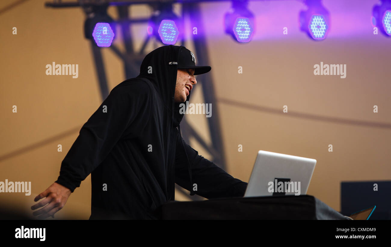 Pretty Lights on stage at the Eden Sessions at The Eden Project ...