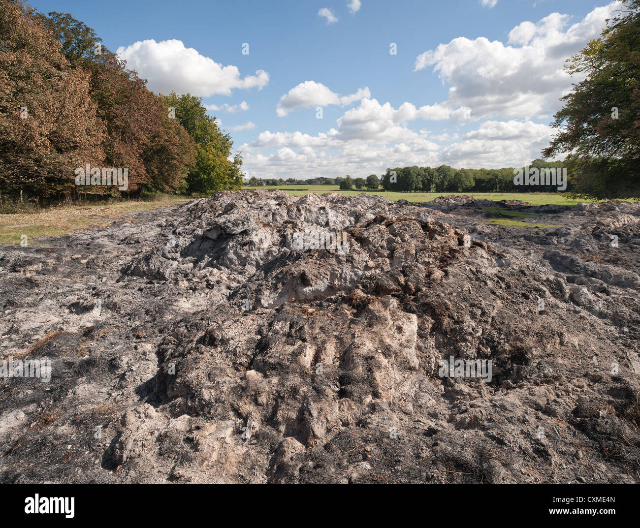 Slag pile burning hi-res stock photography and images - Alamy