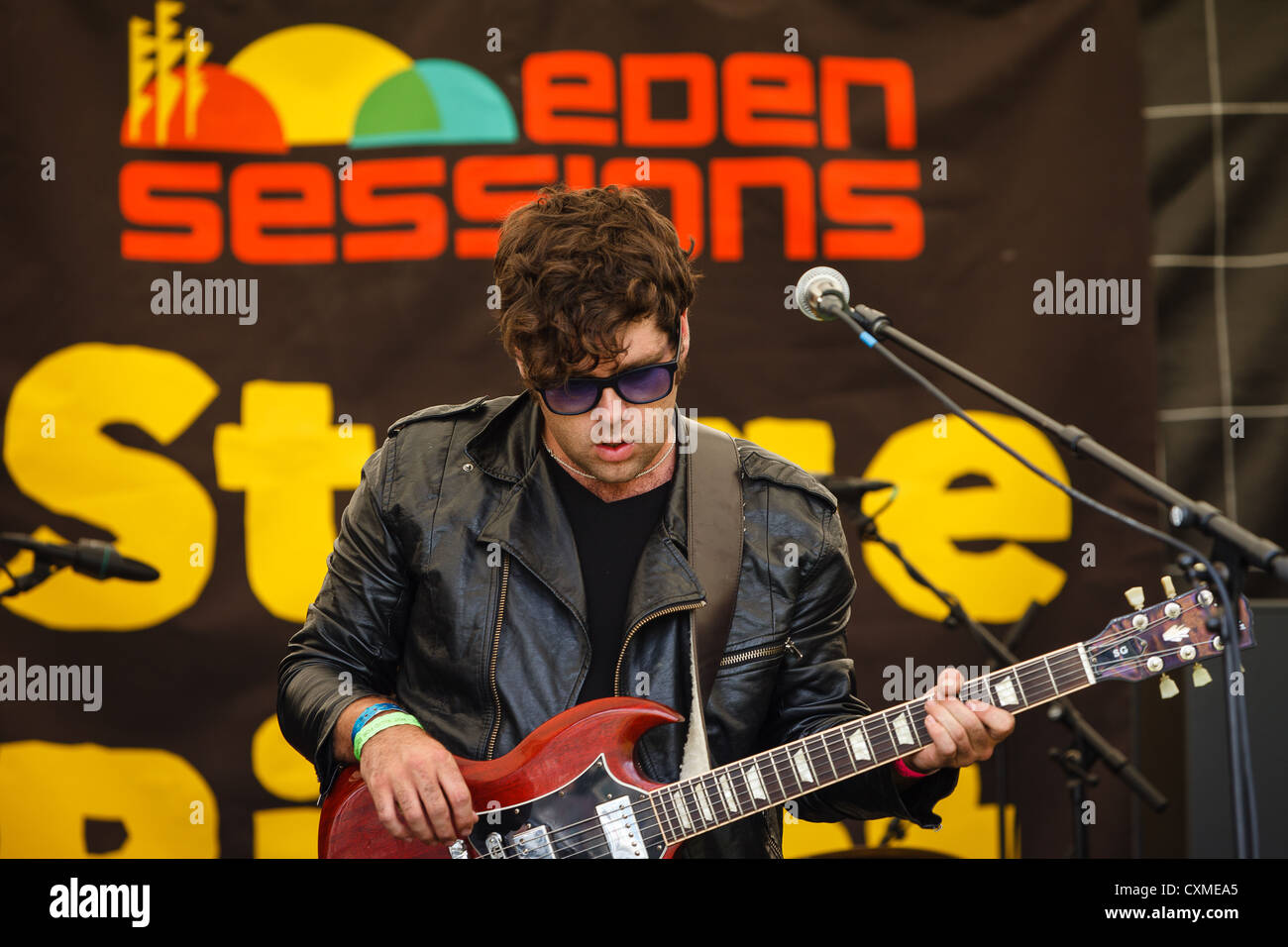 Dan Steer and band on Stage Right at the Eden Sessions at The Eden ...