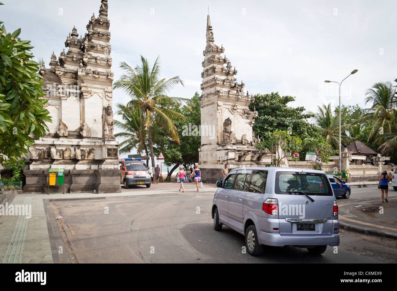 Entrance to Kuta beach, Bali Stock Photo - Alamy