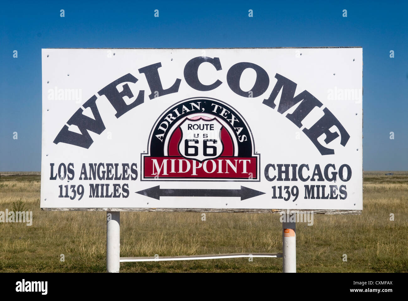Along route 66 midway point hi-res stock photography and images - Alamy