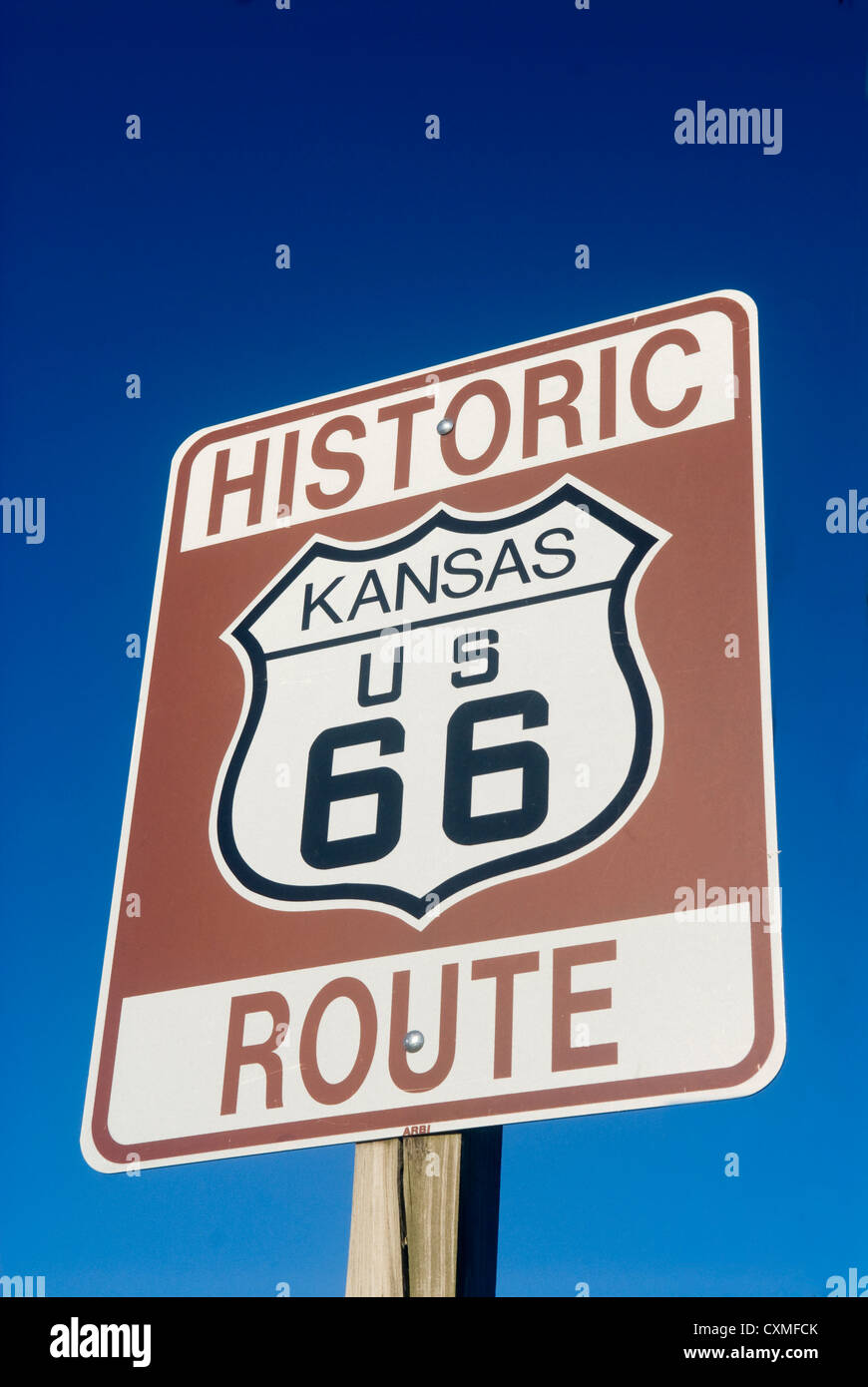 Route 66 sign and car hi-res stock photography and images - Alamy