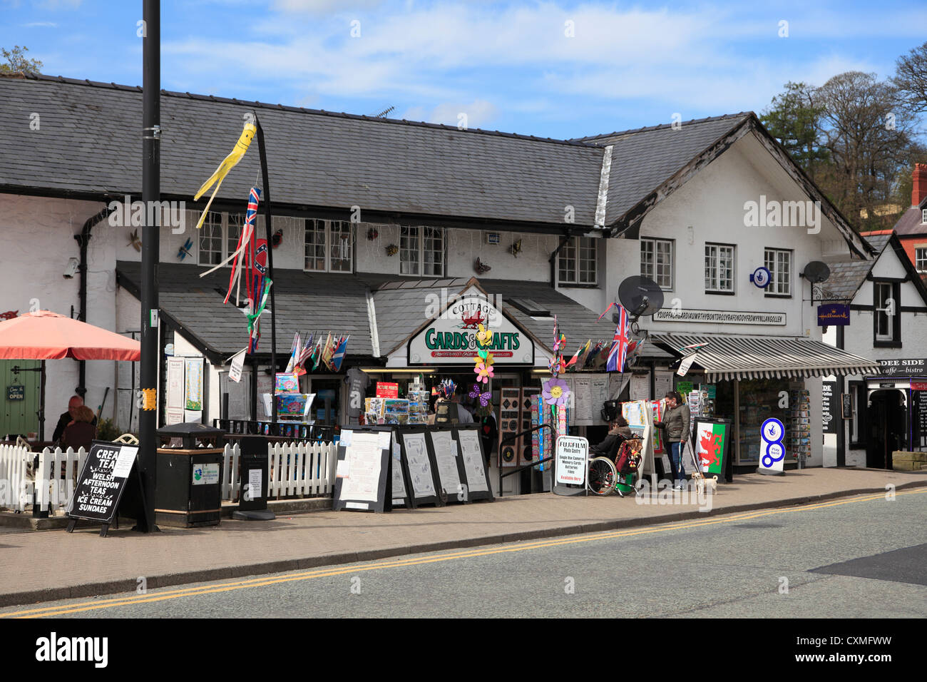 Souvenir Shops, Llangollen, Dee Valley, Denbighshire, North Wales ...