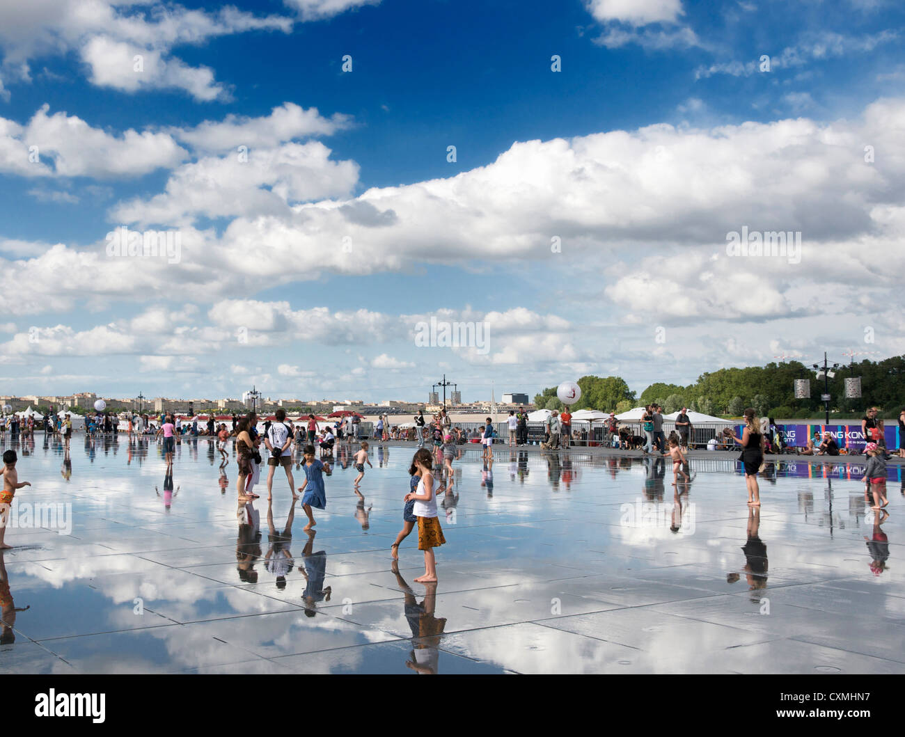 Water mirror bordeaux hi-res stock photography and images - Alamy