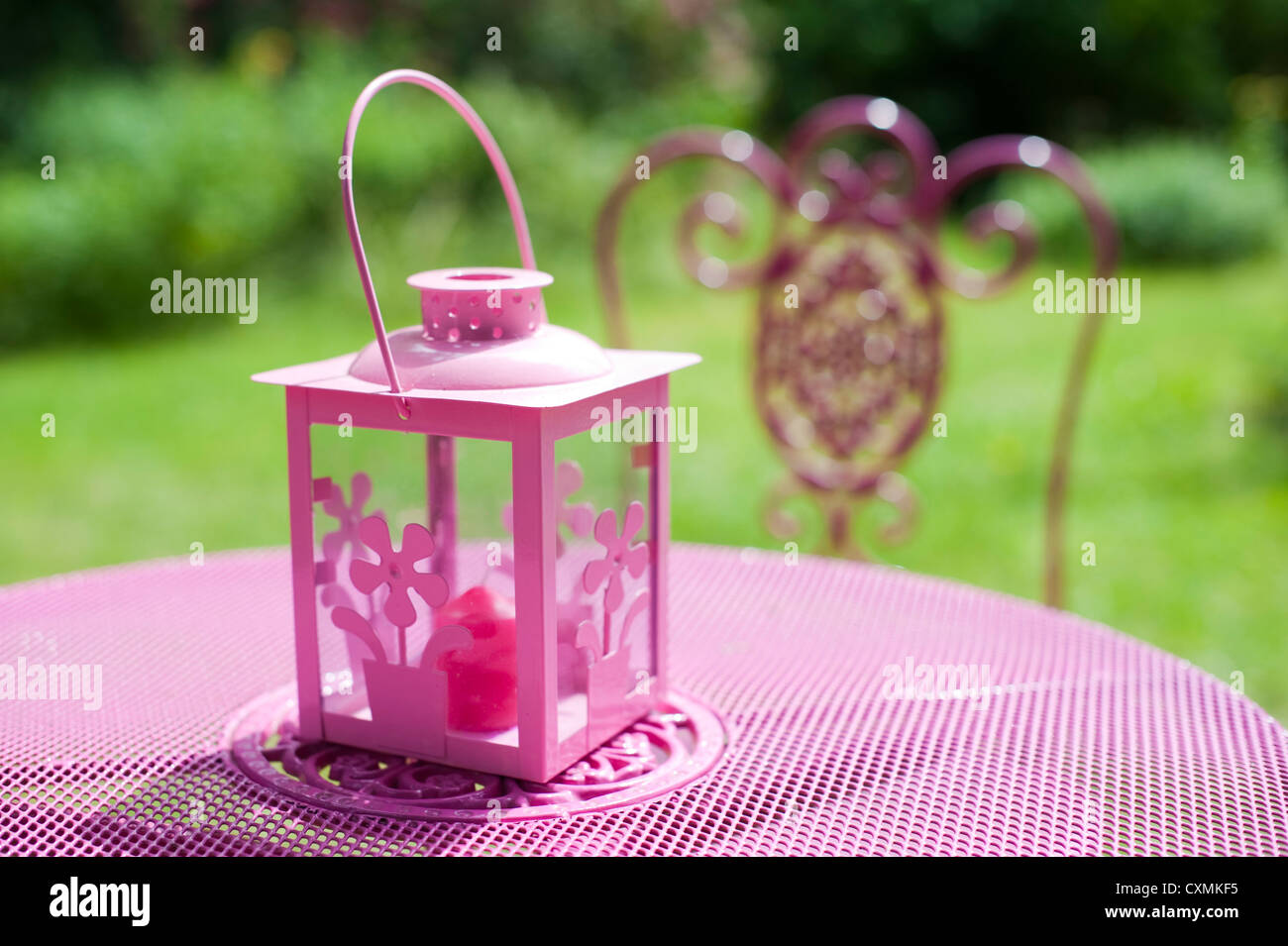 Garden lantern hi-res stock photography and images - Alamy