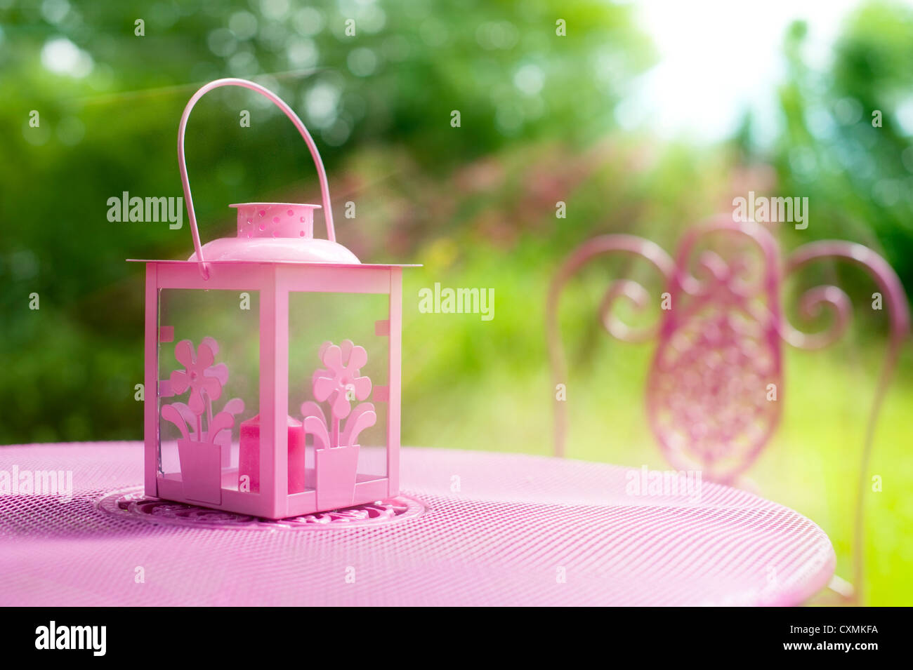 Garden lantern hi-res stock photography and images - Alamy