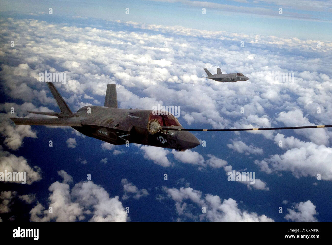 Pilot refueling airplane High Resolution Stock Photography and Images ...