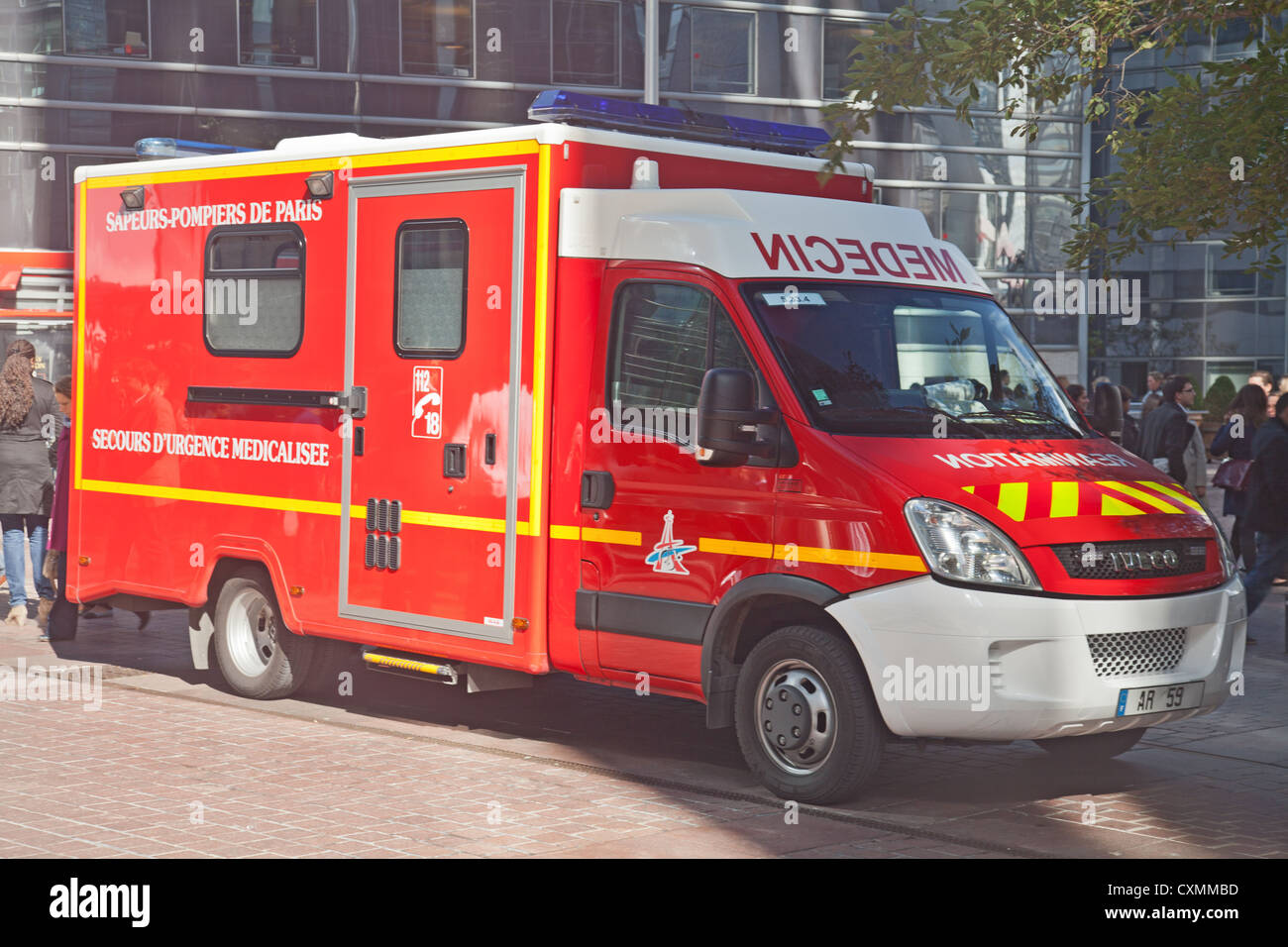 Sapeurs Pompiers de Paris: Secours urgence medicalisee military ...