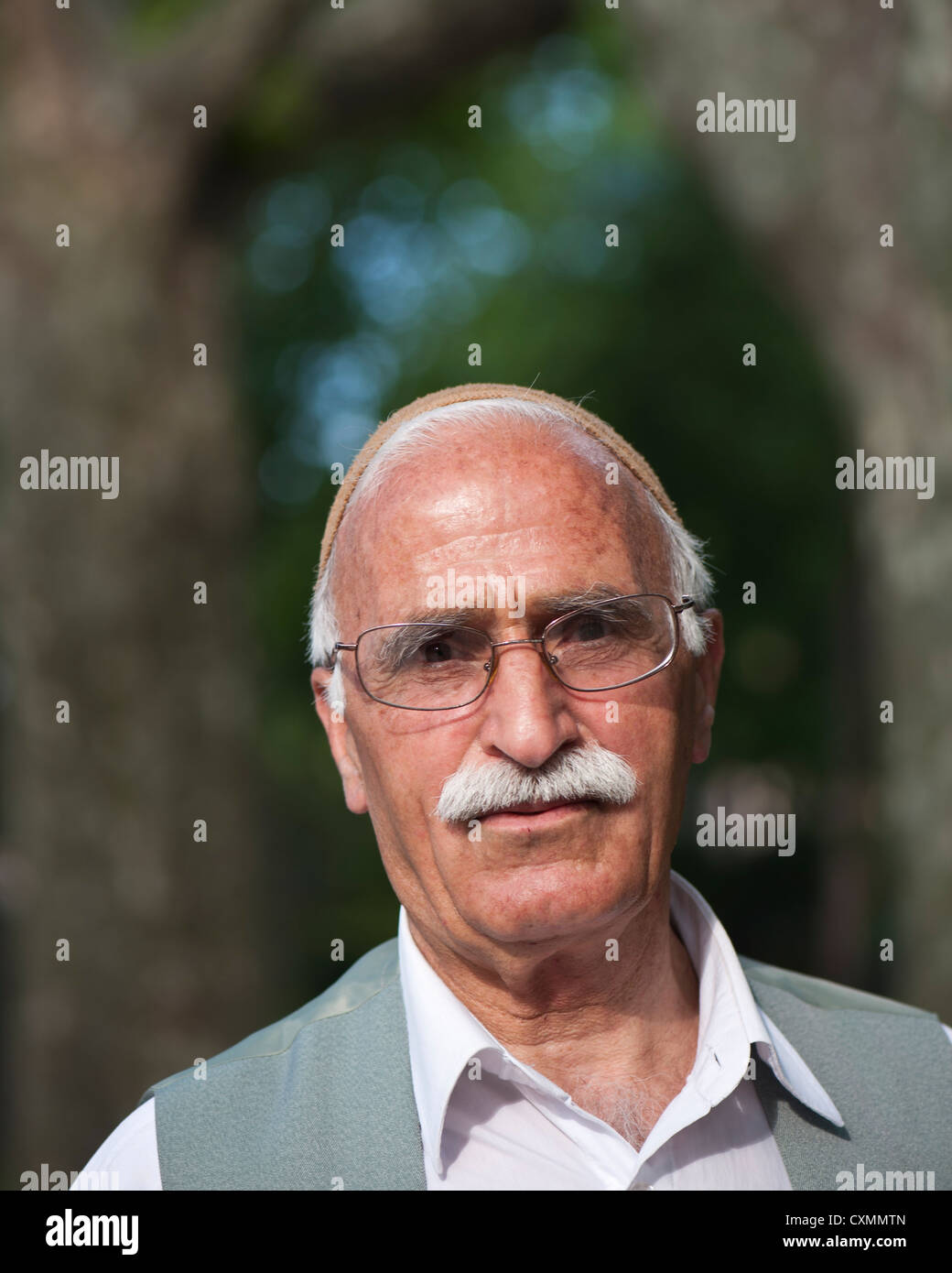 Elderly turkish man hi-res stock photography and images - Alamy