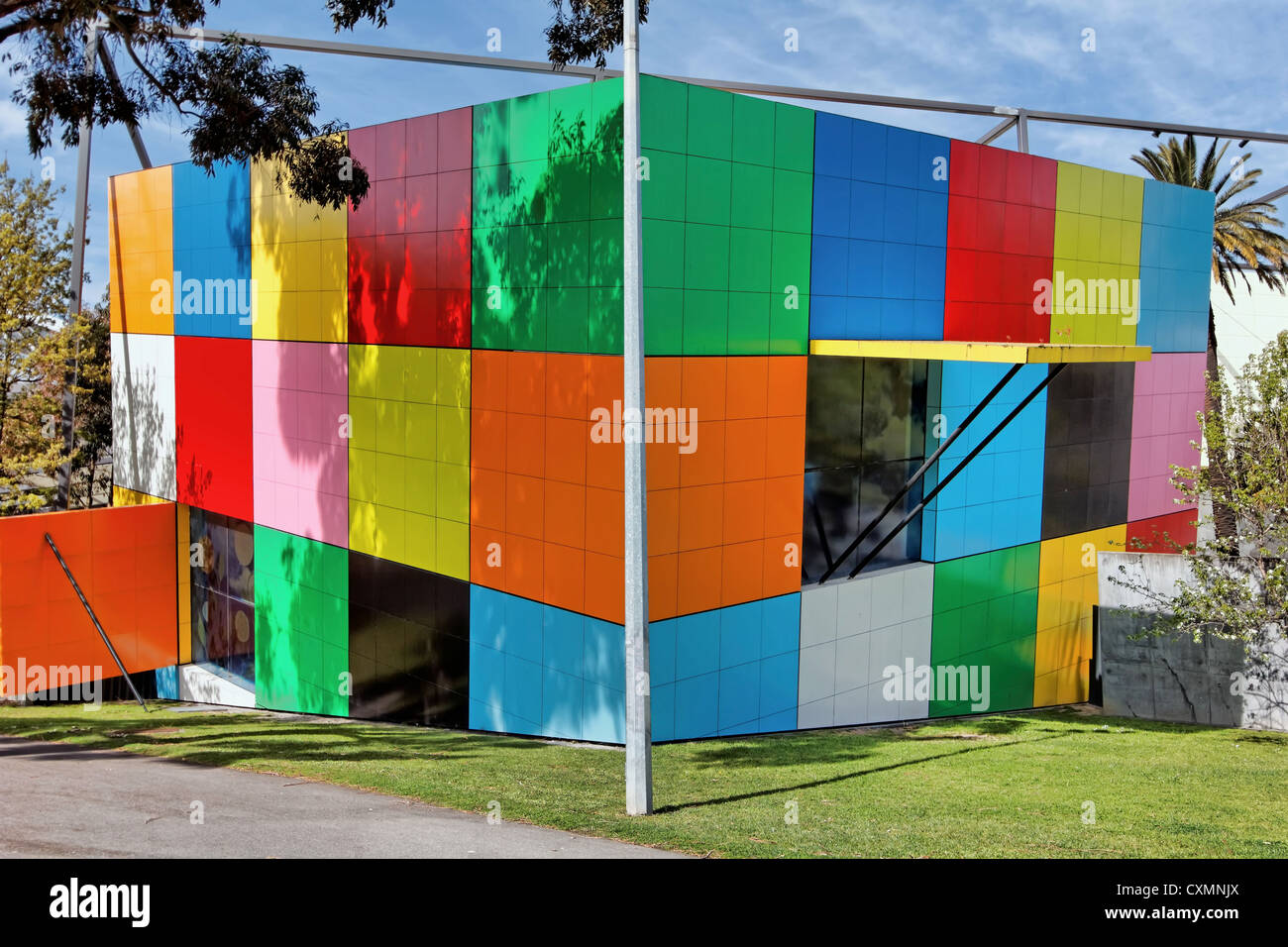 Sunken Cube | Melbourne Museum Stock Photo - Alamy