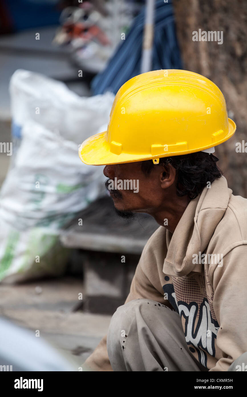 Construction workers bali indonesia hi-res stock photography and images ...