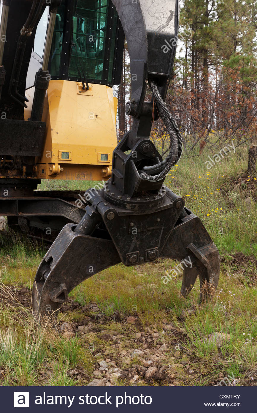 Timber Grapple High Resolution Stock Photography and Images - Alamy