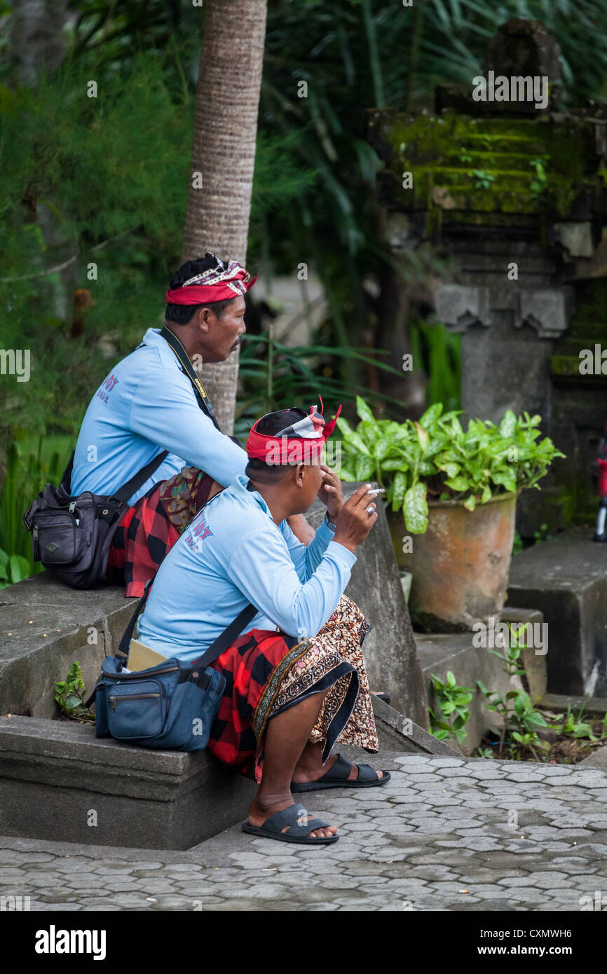Local tourist guides hi-res stock photography and images - Alamy